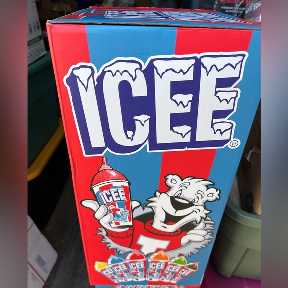 Icee | Kitchen | Iscream Genuine Icee Countertop Slushie Making Machine ...
